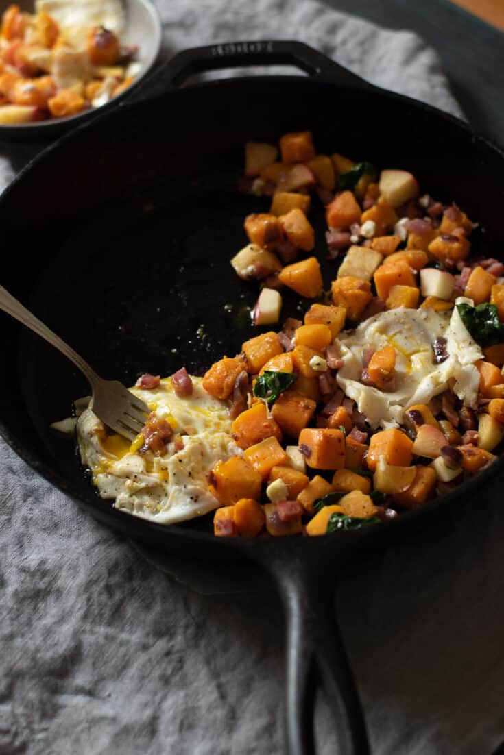 Easy Butternut Squash Hash with Apples, Ham and Goat Cheese